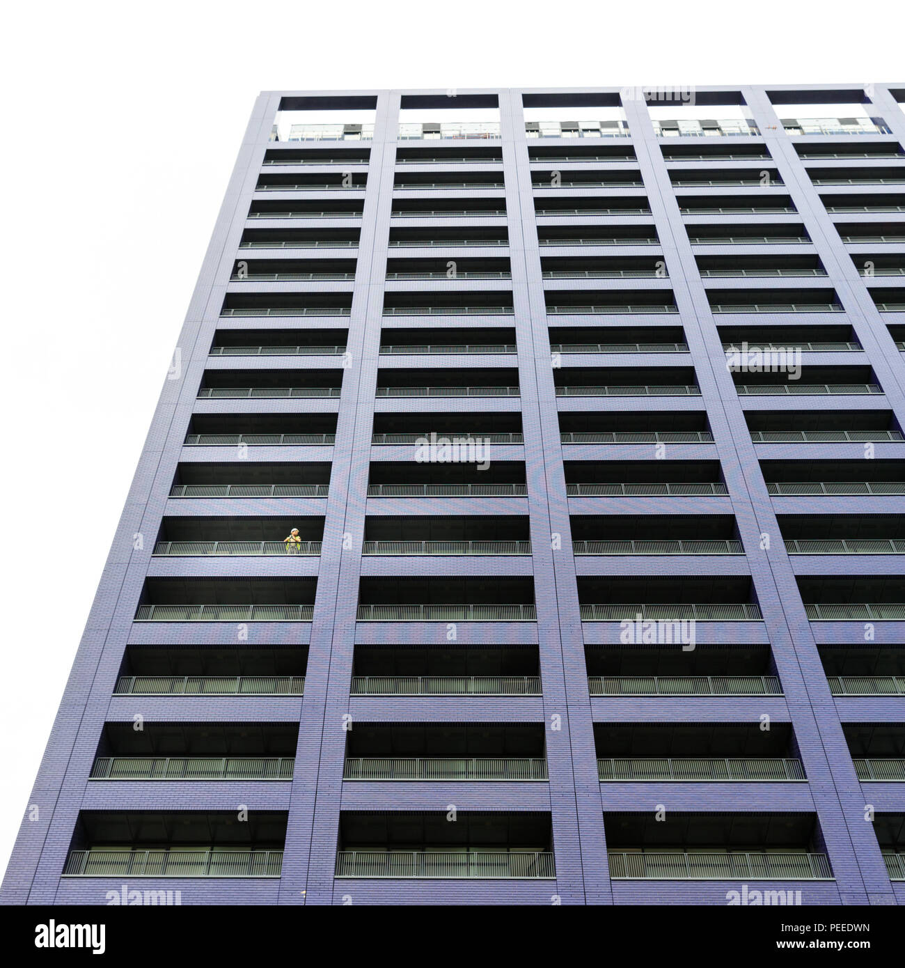 Modern architecture high rise building, view up of geometric pattern ...