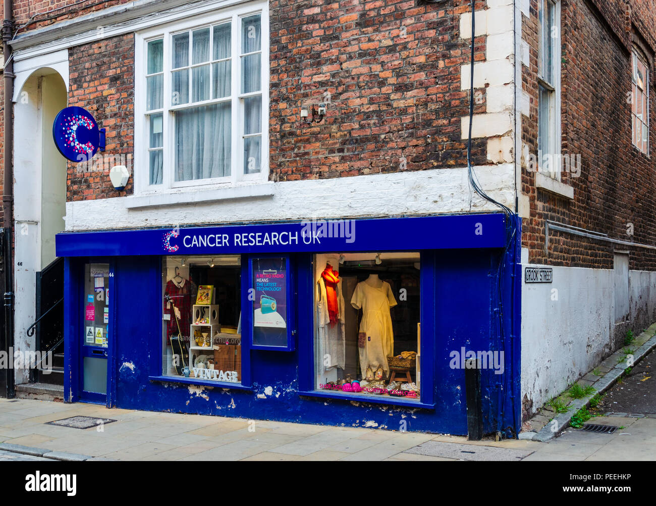 Cancer centre entrance hi-res stock photography and images - Alamy