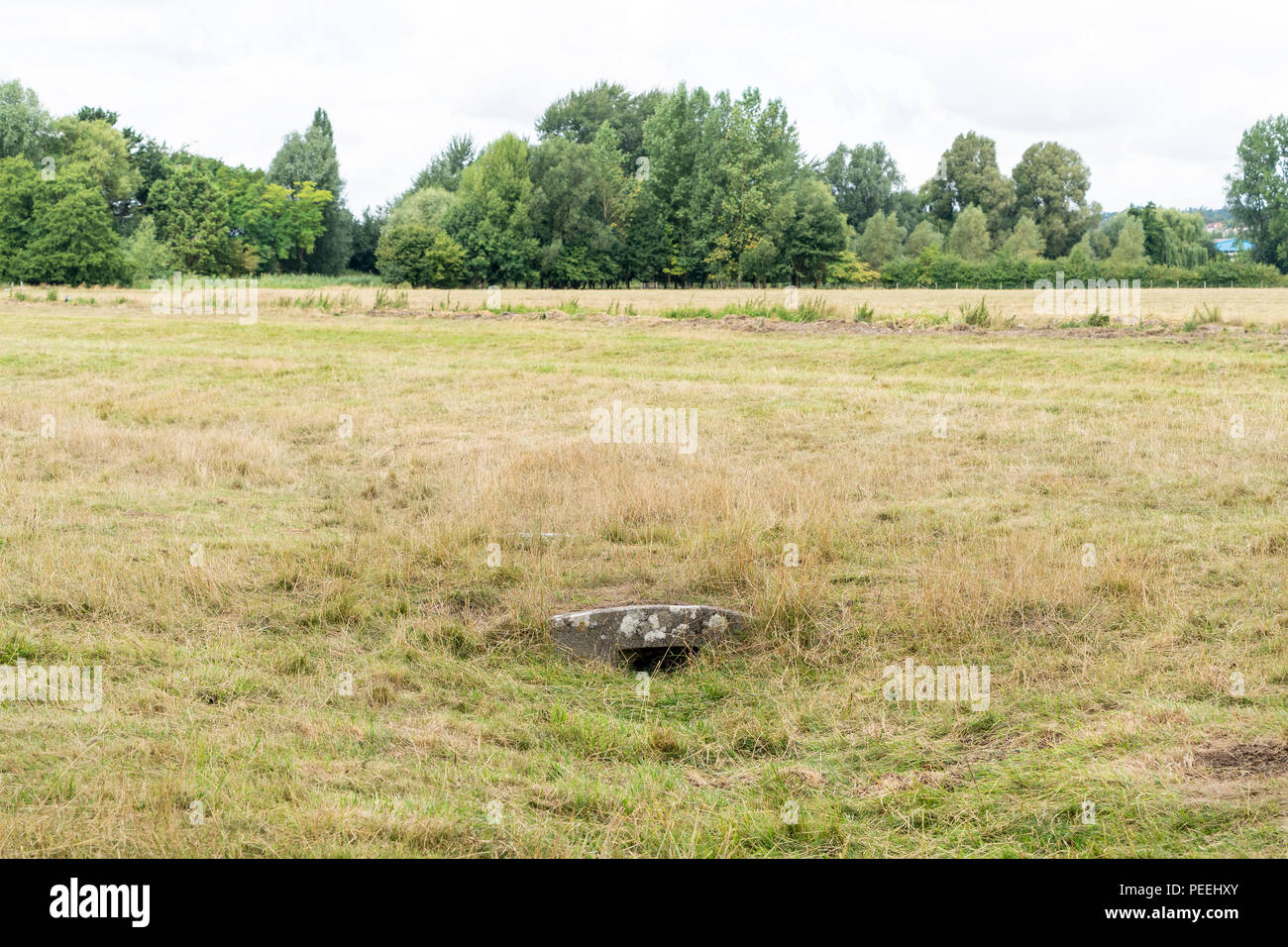 Irrigation channel hi-res stock photography and images - Alamy