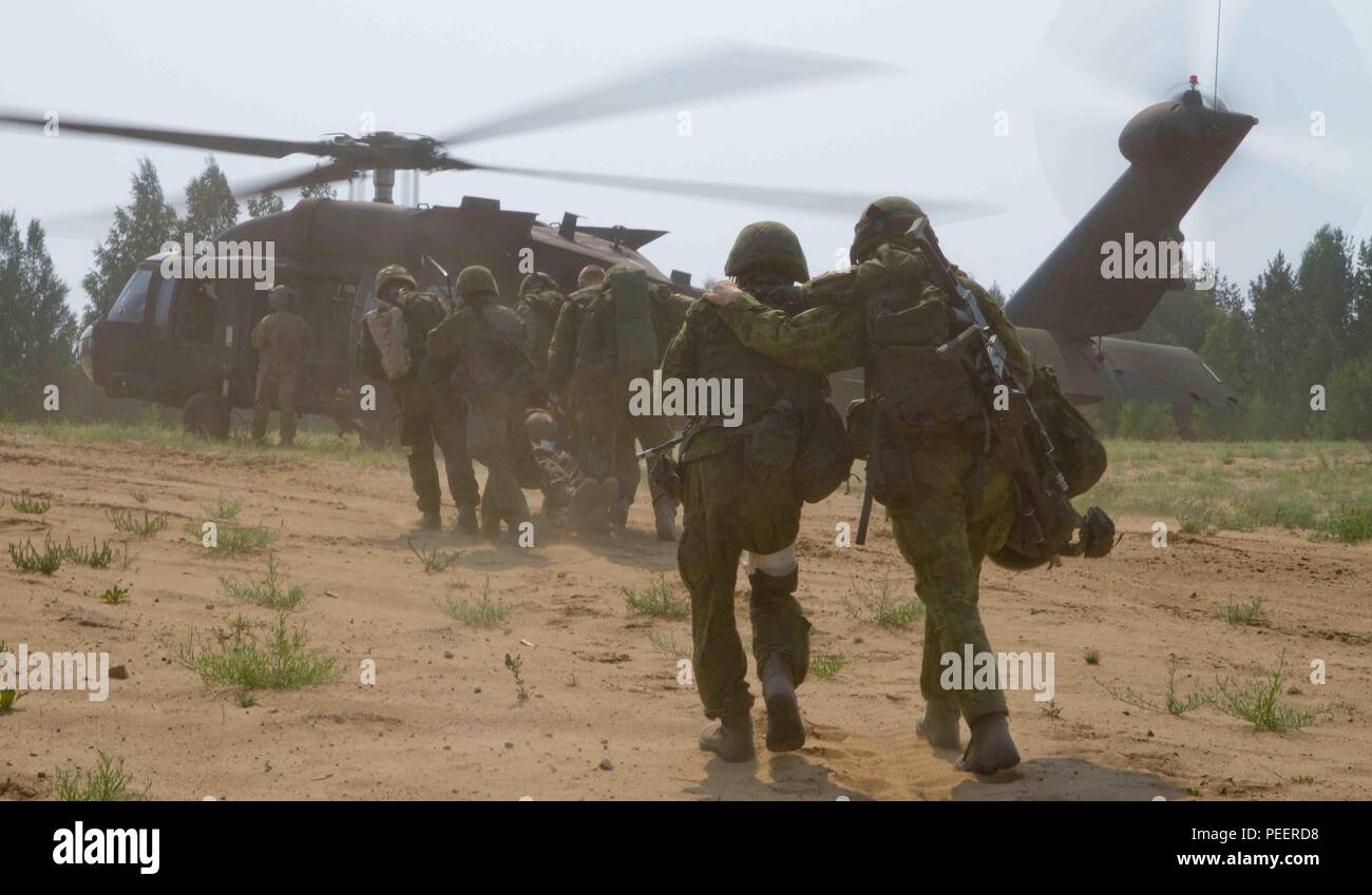 Lithuanian Land Forces Soldiers assigned to the Grand Duchess Birutė ...