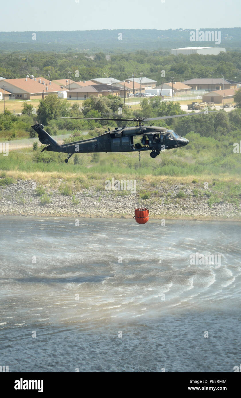 A UH-60 Black Hawk helicopter from the 1st Air Cavalry Brigade, 1st ...