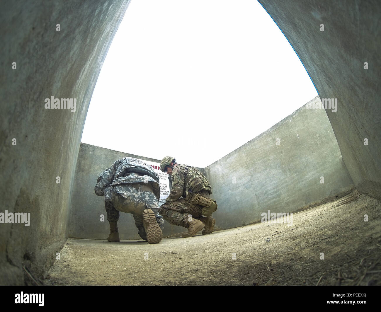 Paratroopers assigned to 1st Battalion, 505th Parachute Infantry ...