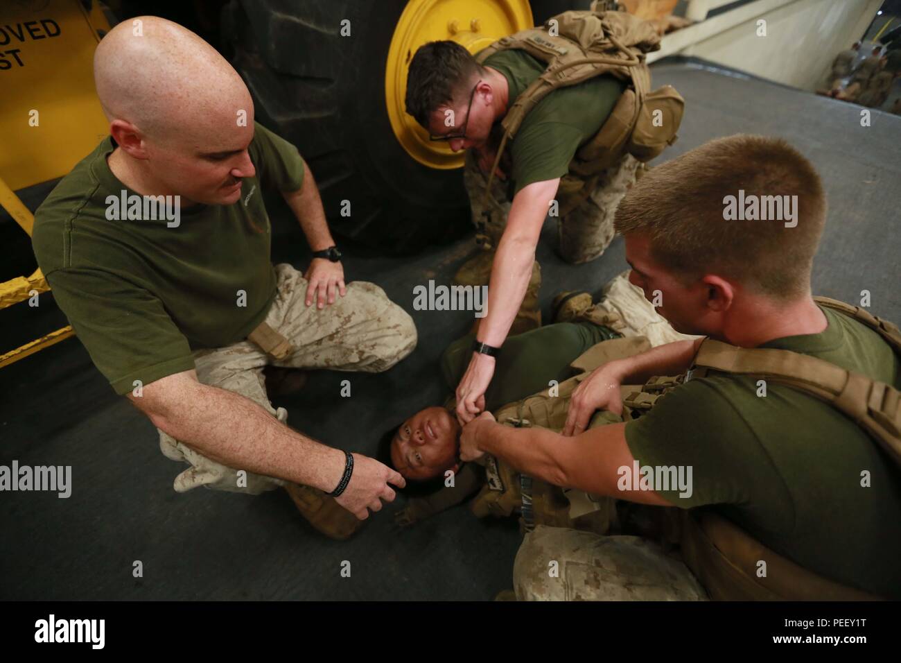 Fleet marine force reconnaissance corpsman hi-res stock photography and ...