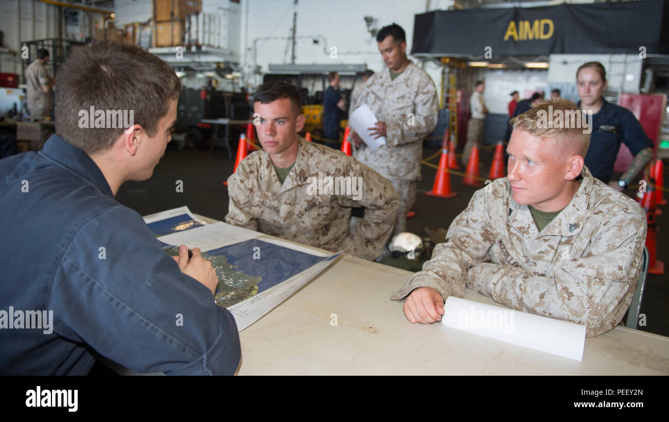 150812-N-DQ503-042 PHILIPPINE SEA (Aug. 12, 2015) – Information ...