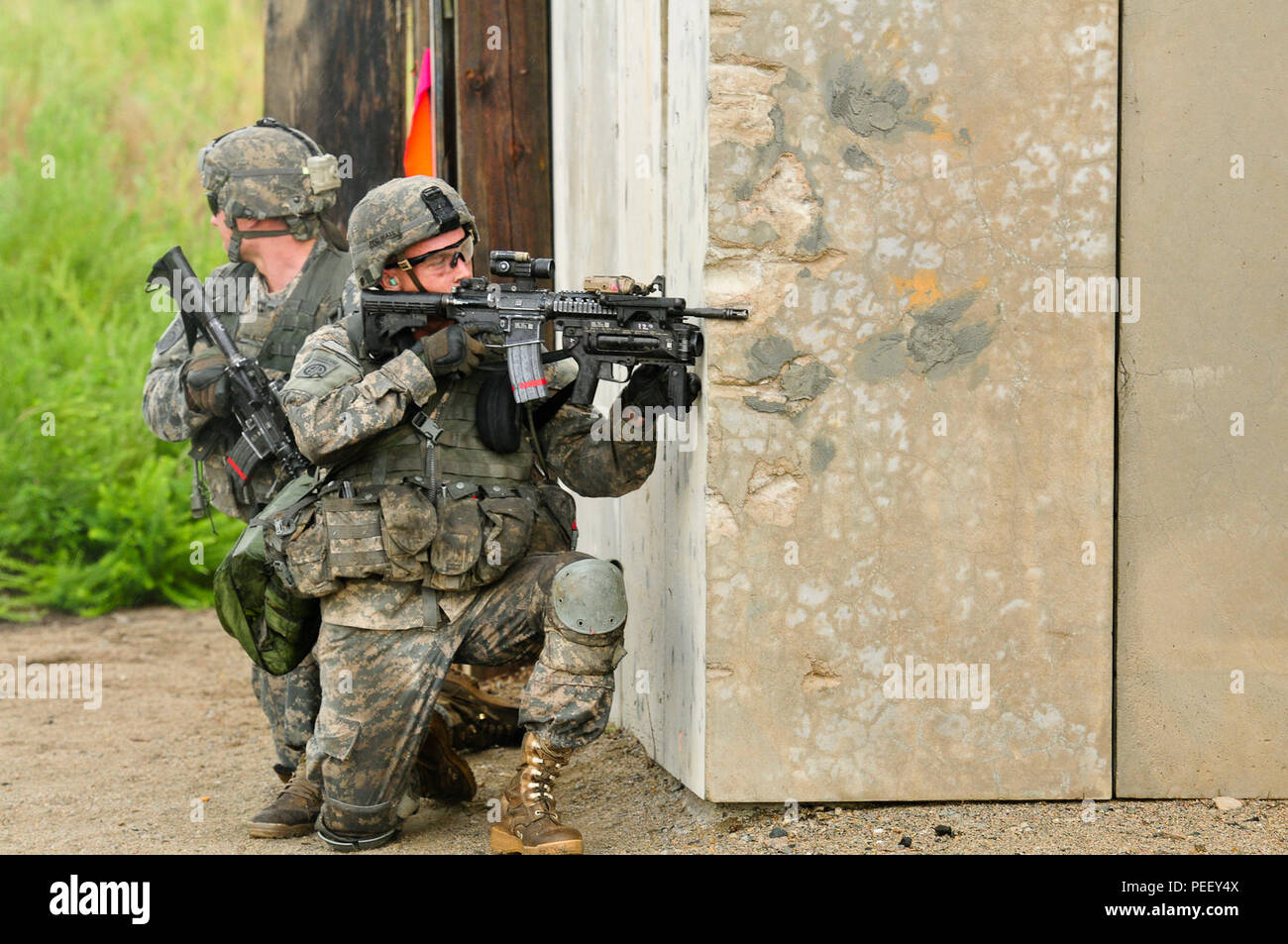 Breaching and room clearing hi-res stock photography and images - Alamy
