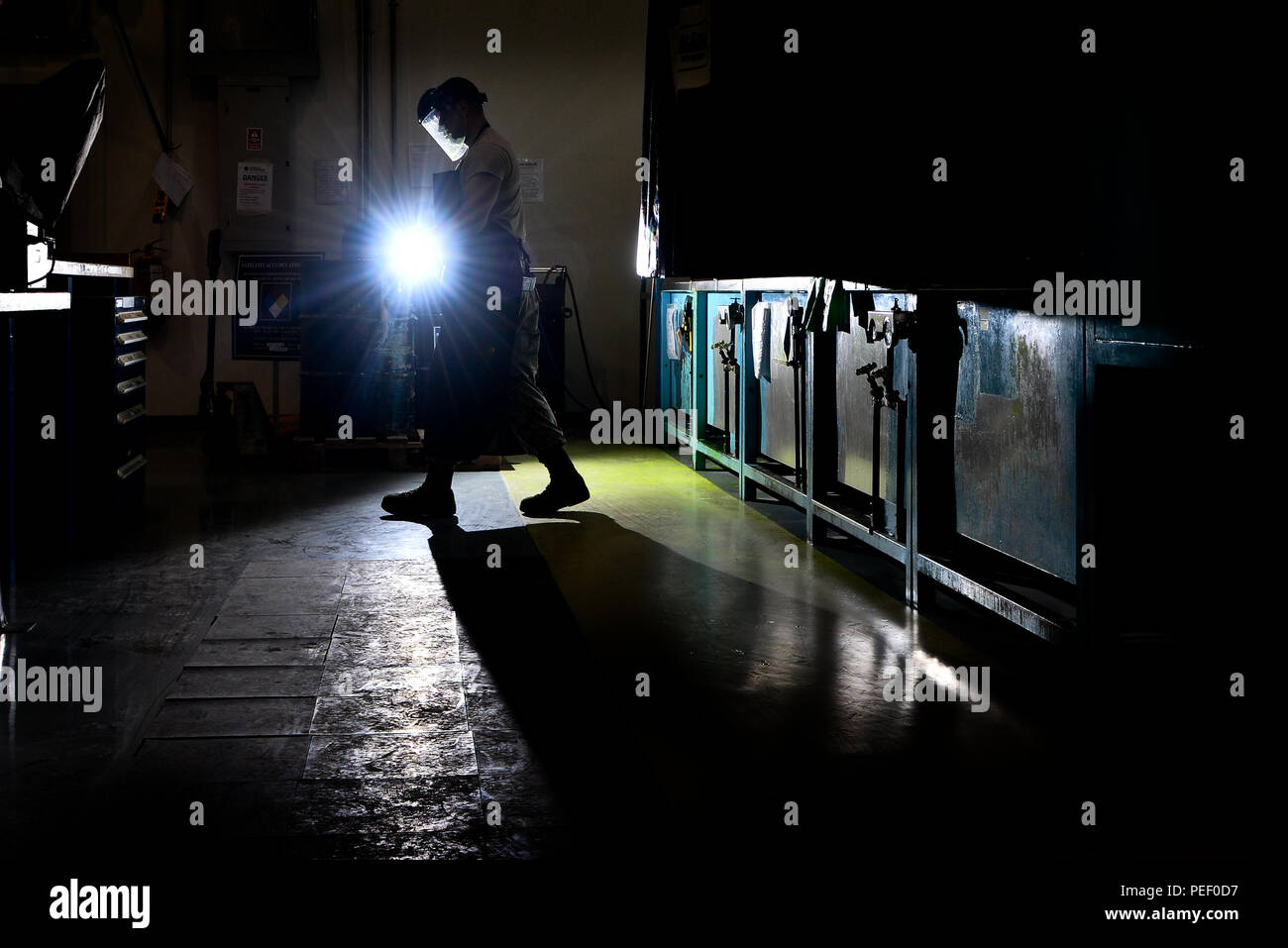 Optical coating laboratory hi-res stock photography and images - Alamy
