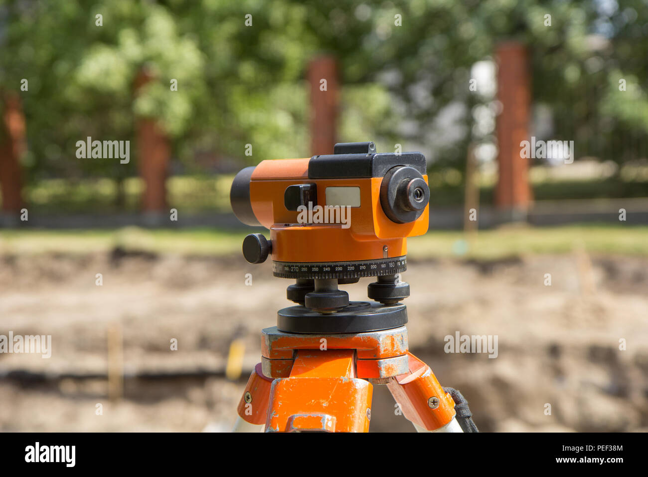 Theodolite hi-res stock photography and images - Alamy