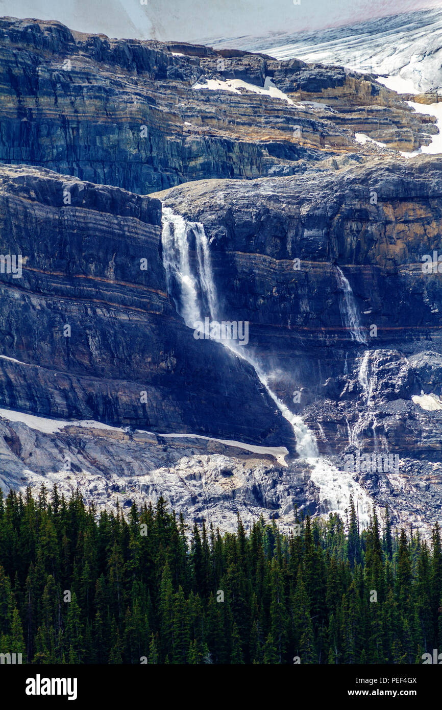 Continental divide canada hi-res stock photography and images - Alamy