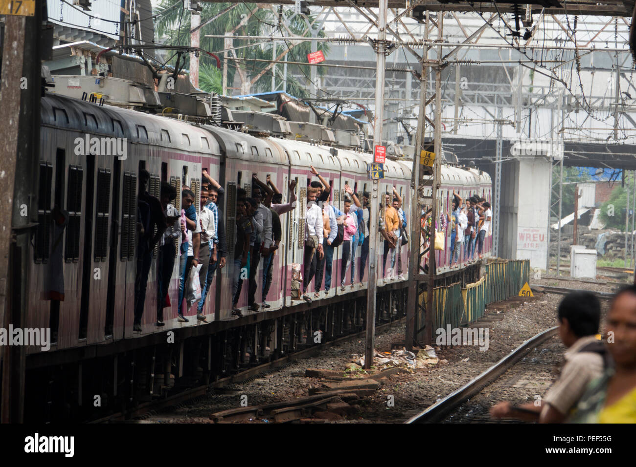 Indian railway carriages hi-res stock photography and images - Alamy