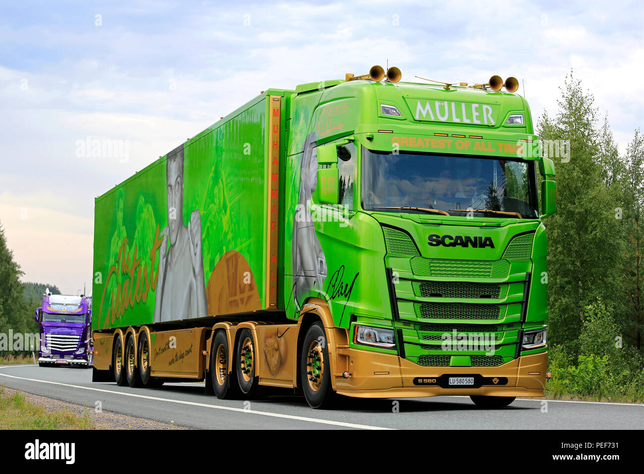 Scania s580 hi-res stock photography and images - Alamy