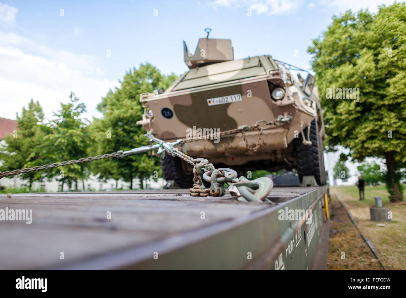 Armoured military vehicles hi-res stock photography and images - Alamy