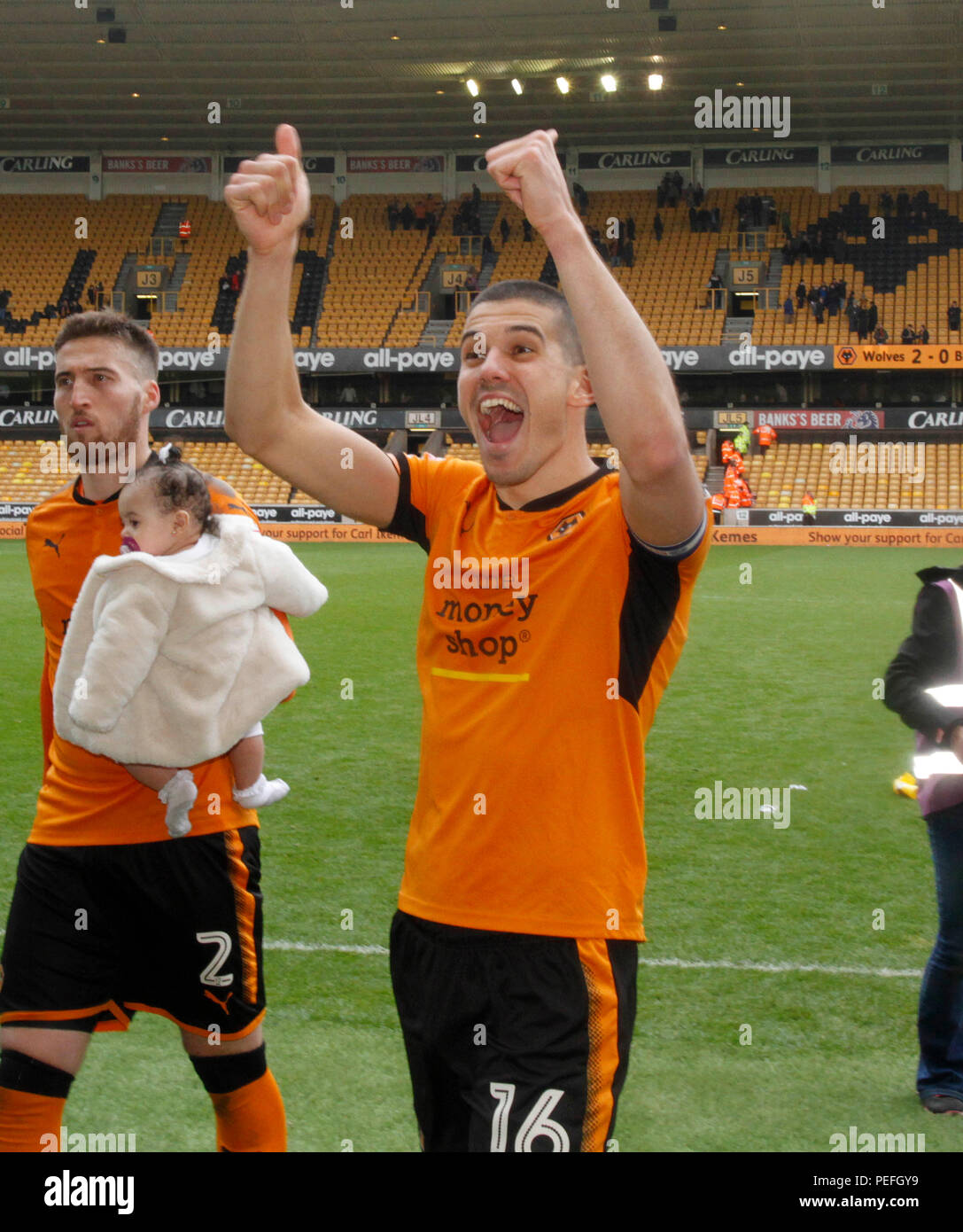 Football wolves celebration team hi-res stock photography and images ...