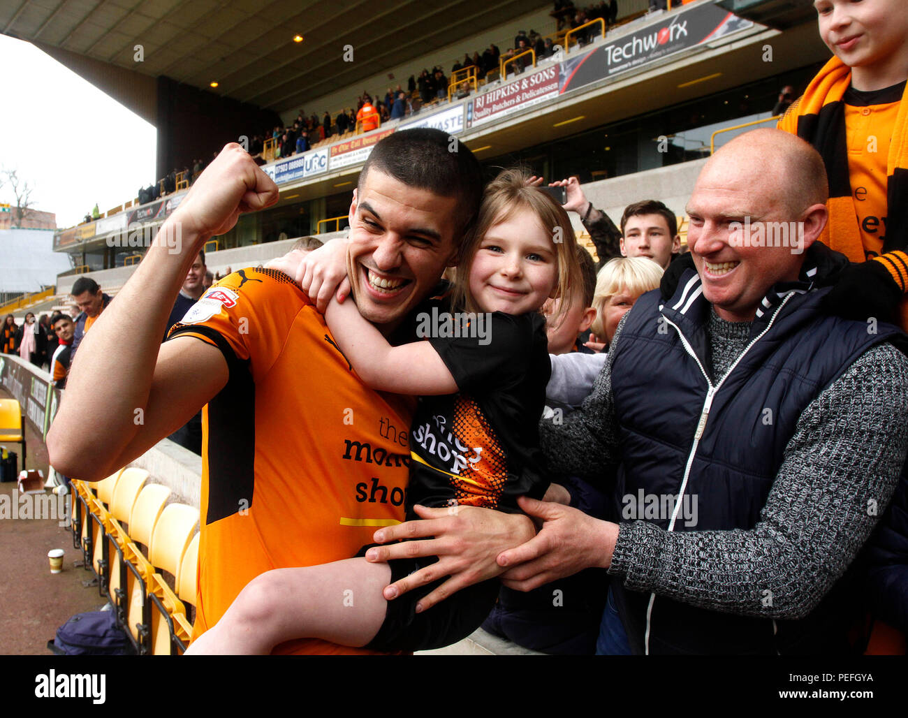 Football wolves celebration team hi-res stock photography and images ...