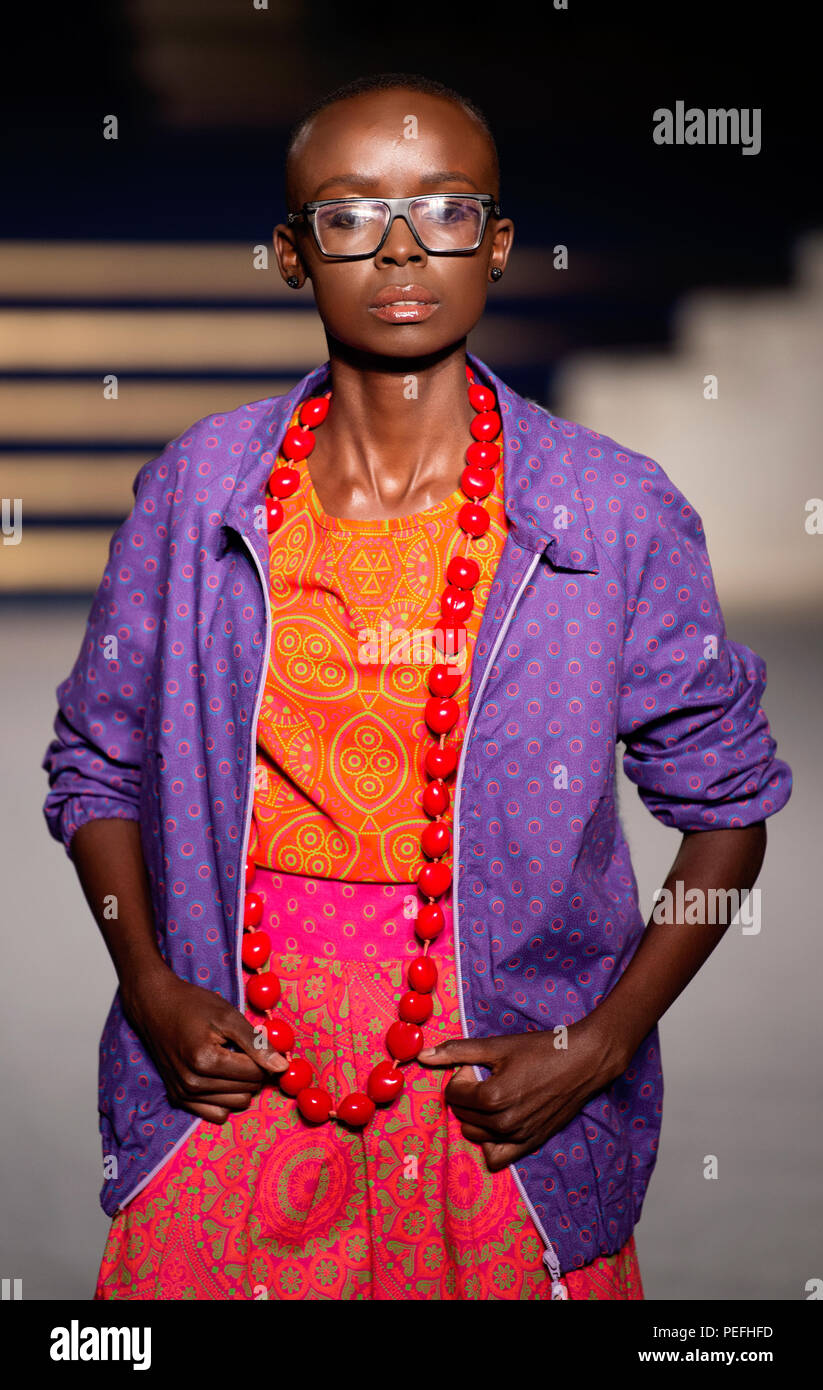 Runway fashion african model hi-res stock photography and images - Alamy