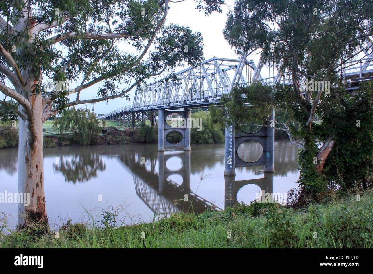 Timber bridge hi-res stock photography and images - Alamy