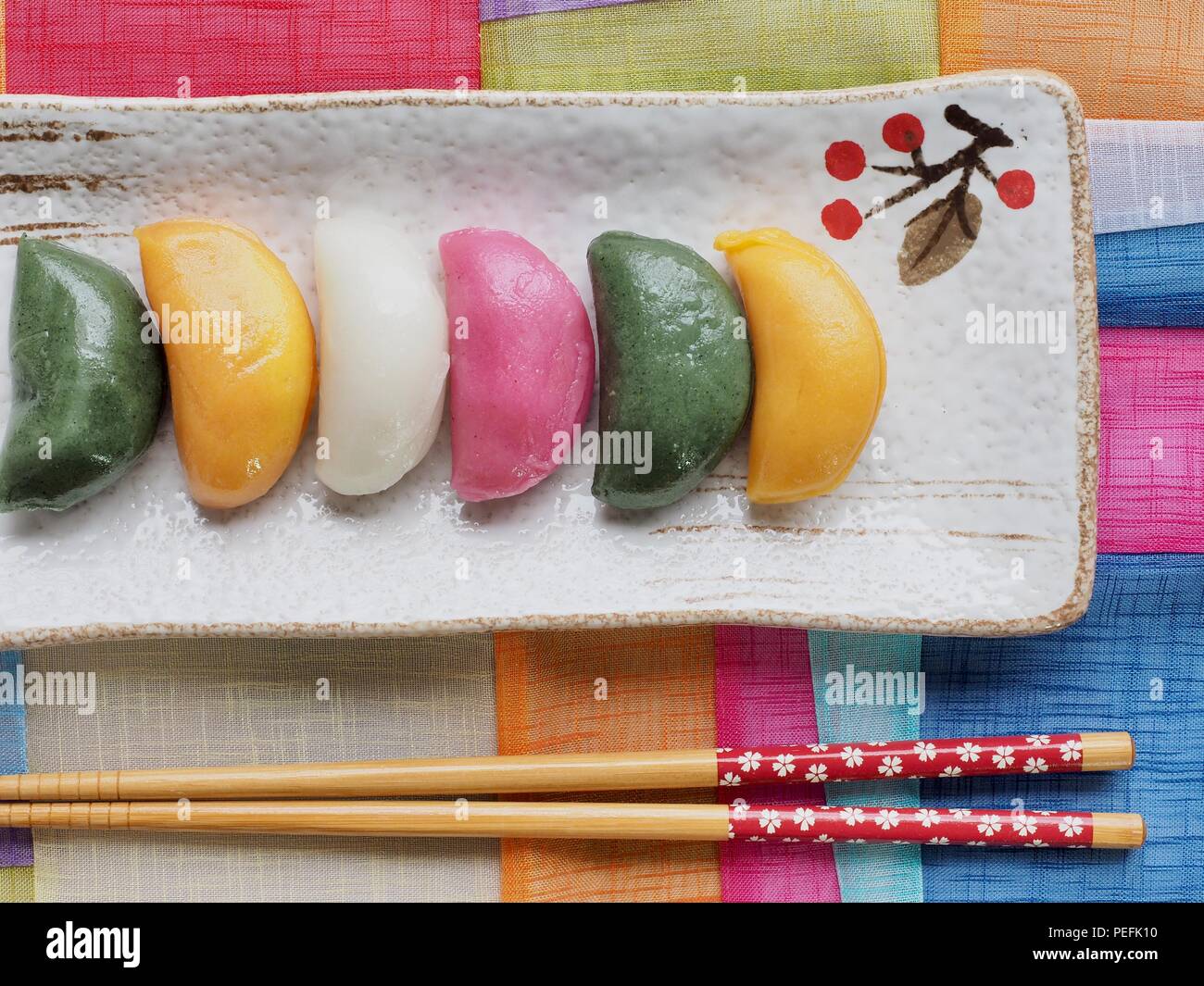 Korean food Songpyeon, half-moon-shaped rice cake Stock Photo - Alamy