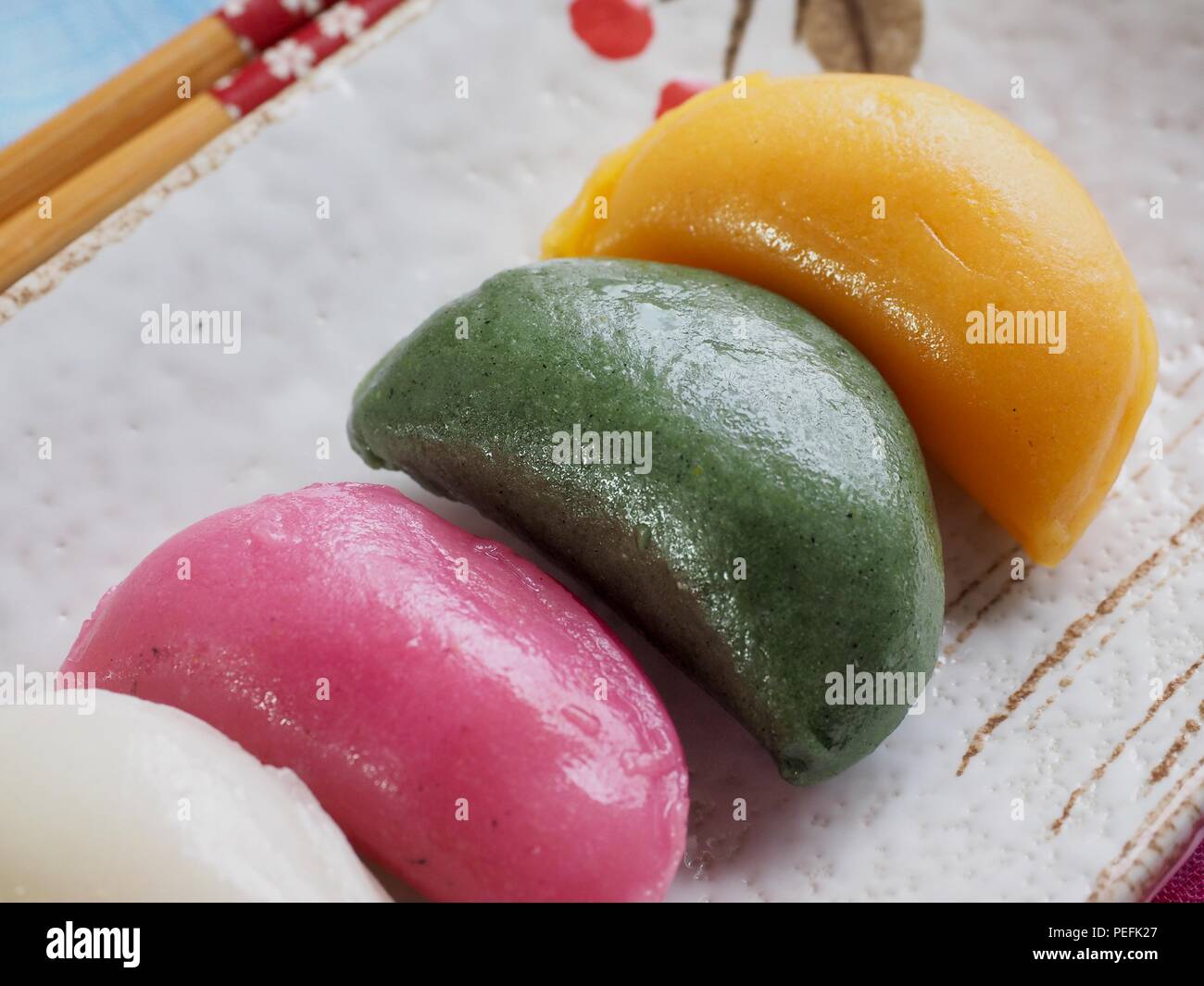 Korean food Songpyeon, half-moon-shaped rice cake Stock Photo - Alamy