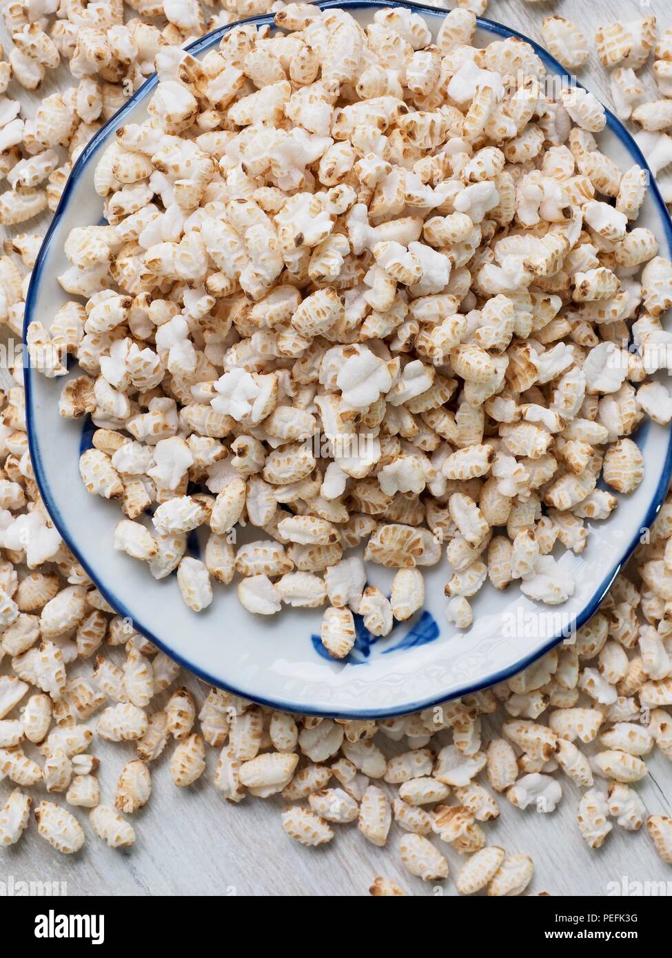 Korean Cookies Puffed rice, Brown rice Stock Photo - Alamy