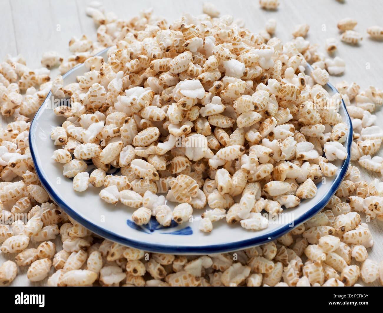 Korean Cookies Puffed rice, Brown rice Stock Photo - Alamy