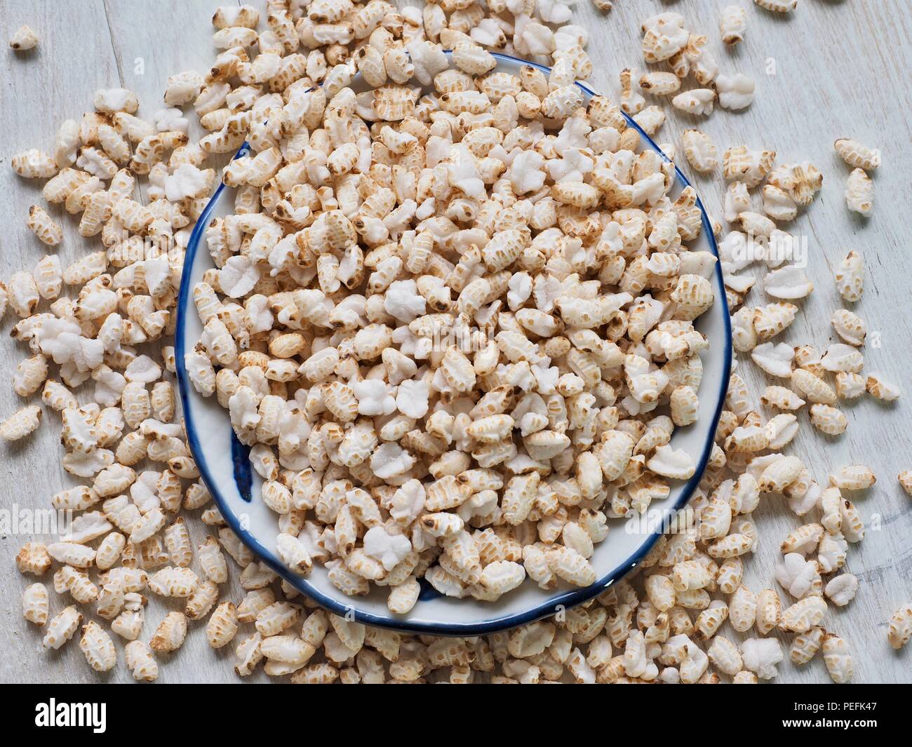 Korean Cookies Puffed rice, Brown rice Stock Photo - Alamy