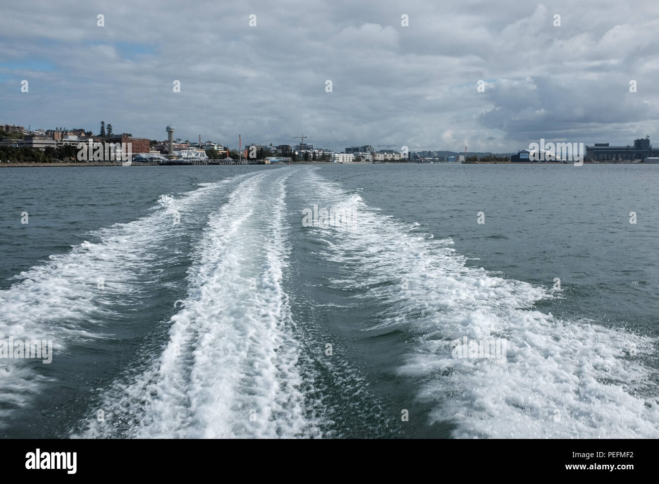 Waves from ship on river hi-res stock photography and images - Alamy