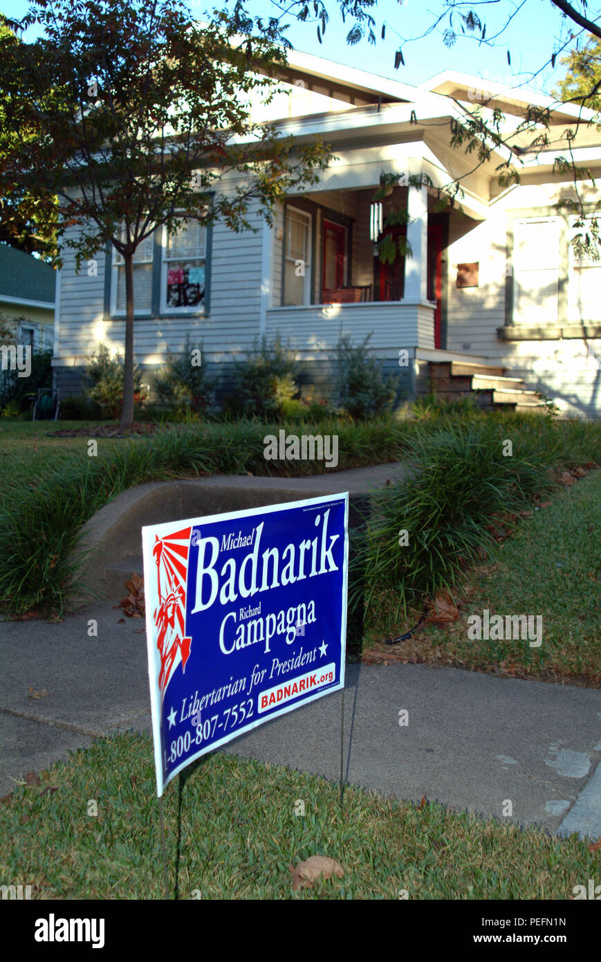 Us presidential election yard sign hi-res stock photography and images ...