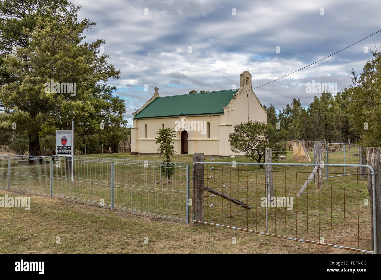 Country churches australia hi-res stock photography and images - Alamy