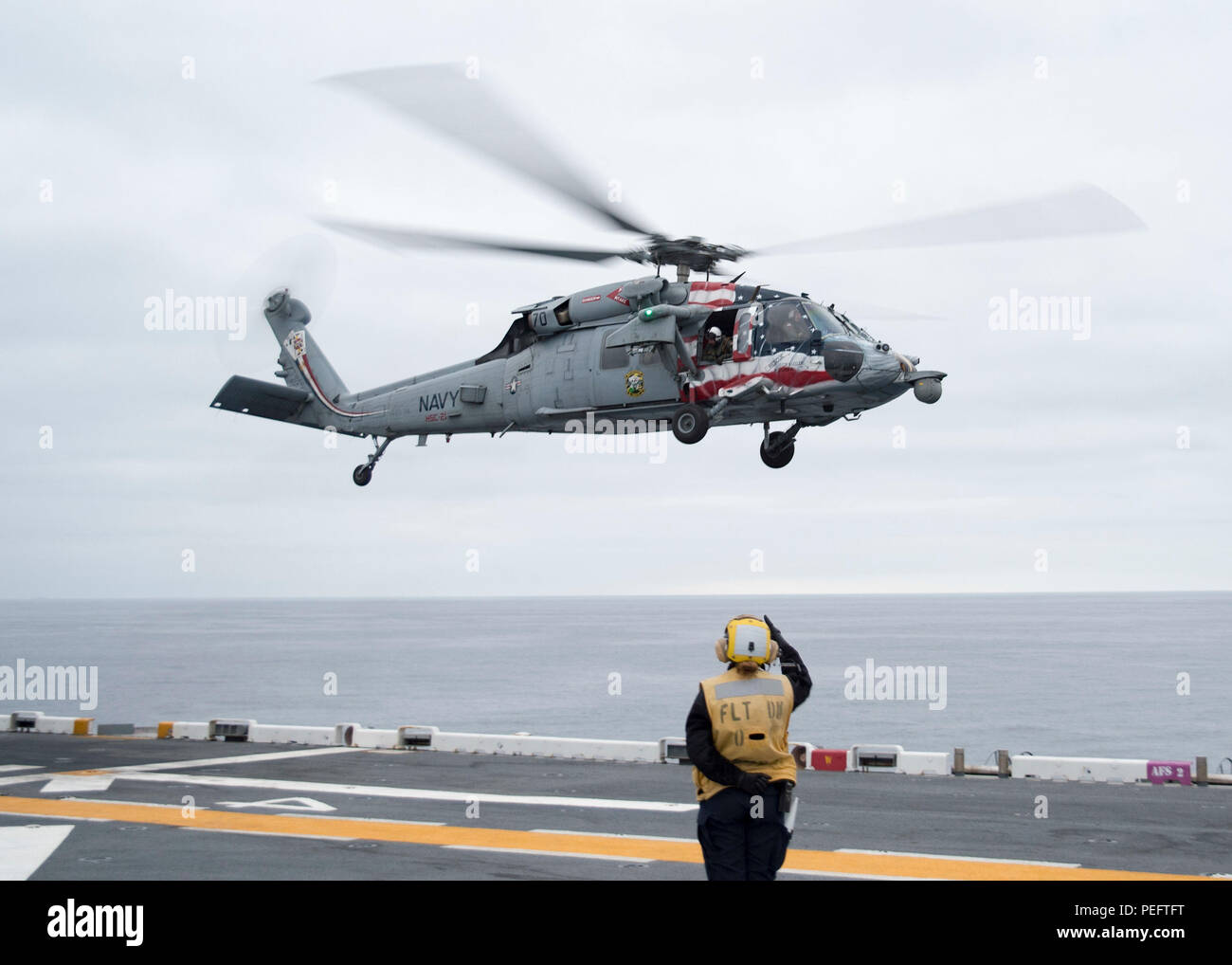 Amphibious assault ship uss bonhomme richard lhd 6 bhr hi-res stock ...