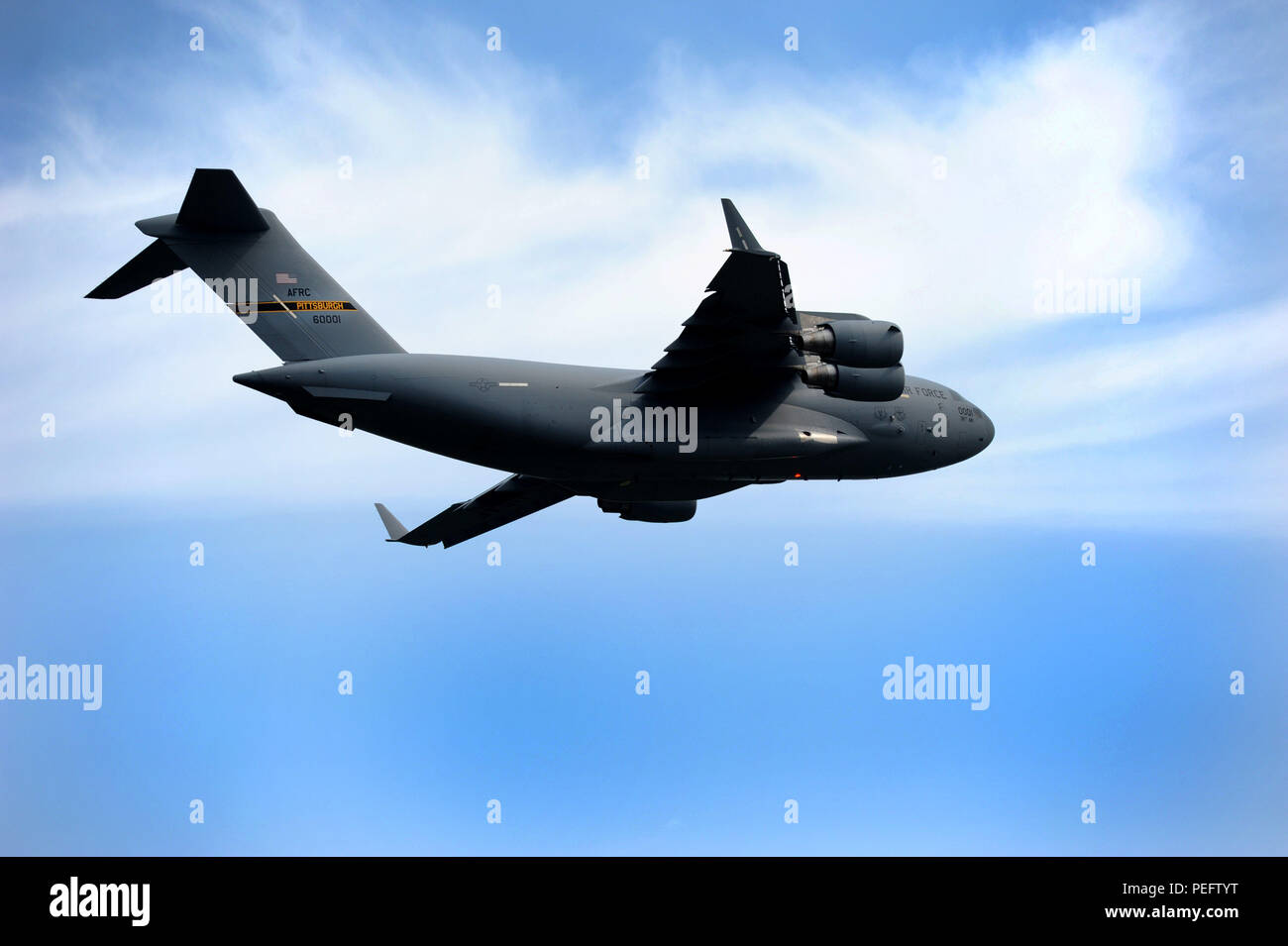 A C-17 Globemaster III assigned to the 911th Airlift Wing, Pittsburgh ...