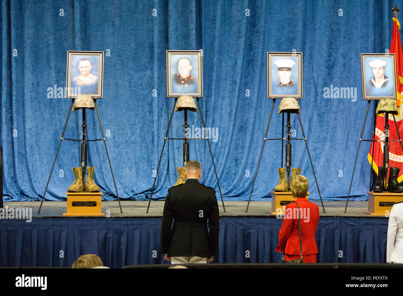 Commandant of the Marine Corps, Gen. Joseph F. Dunford, Jr., and his ...