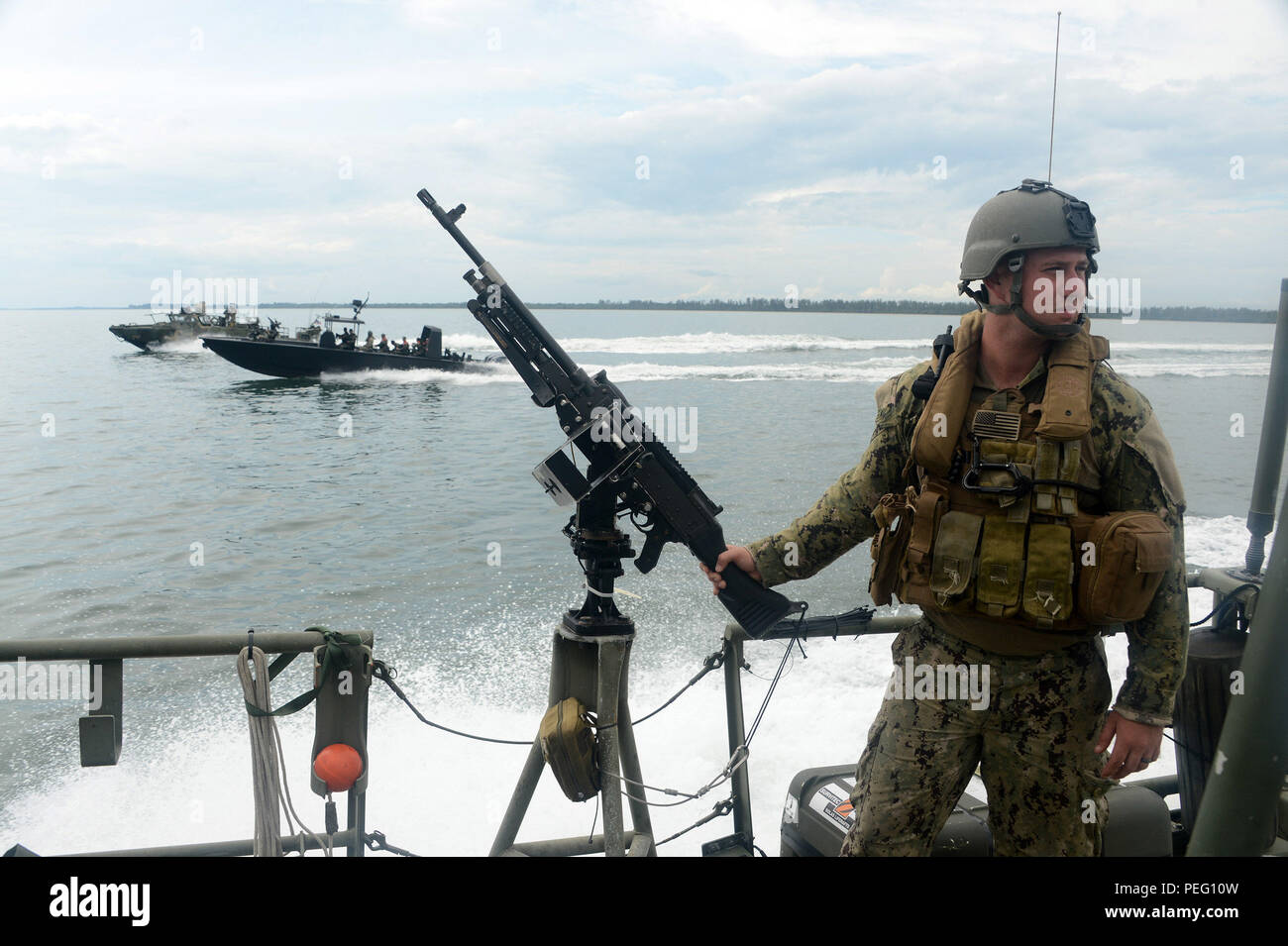 150818-N-FN215-136 SANDAKAN, Malaysia (Aug. 18, 2015) - Gunner's Mate ...
