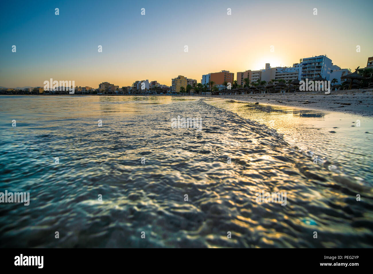 Waves of the sun the sky with nature tourism light hi-res stock ...