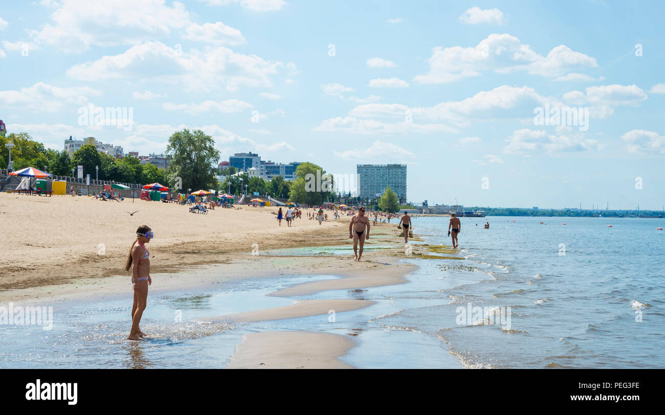 Beach on the Volga river embankment in Samara, Russia. Summer Sunny day ...