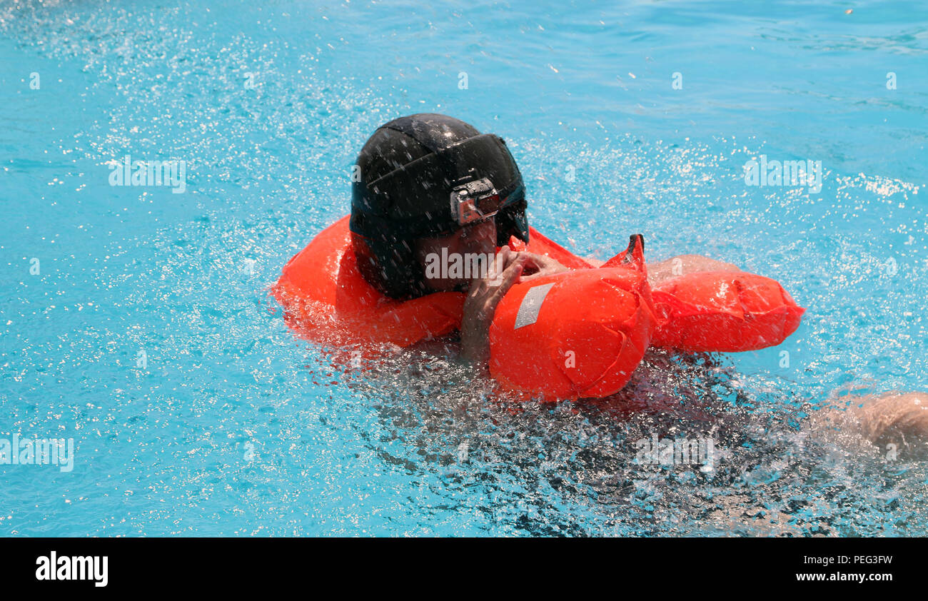 Air crew members from the 1st Battalion, 137th Aviation Regiment, 185th ...