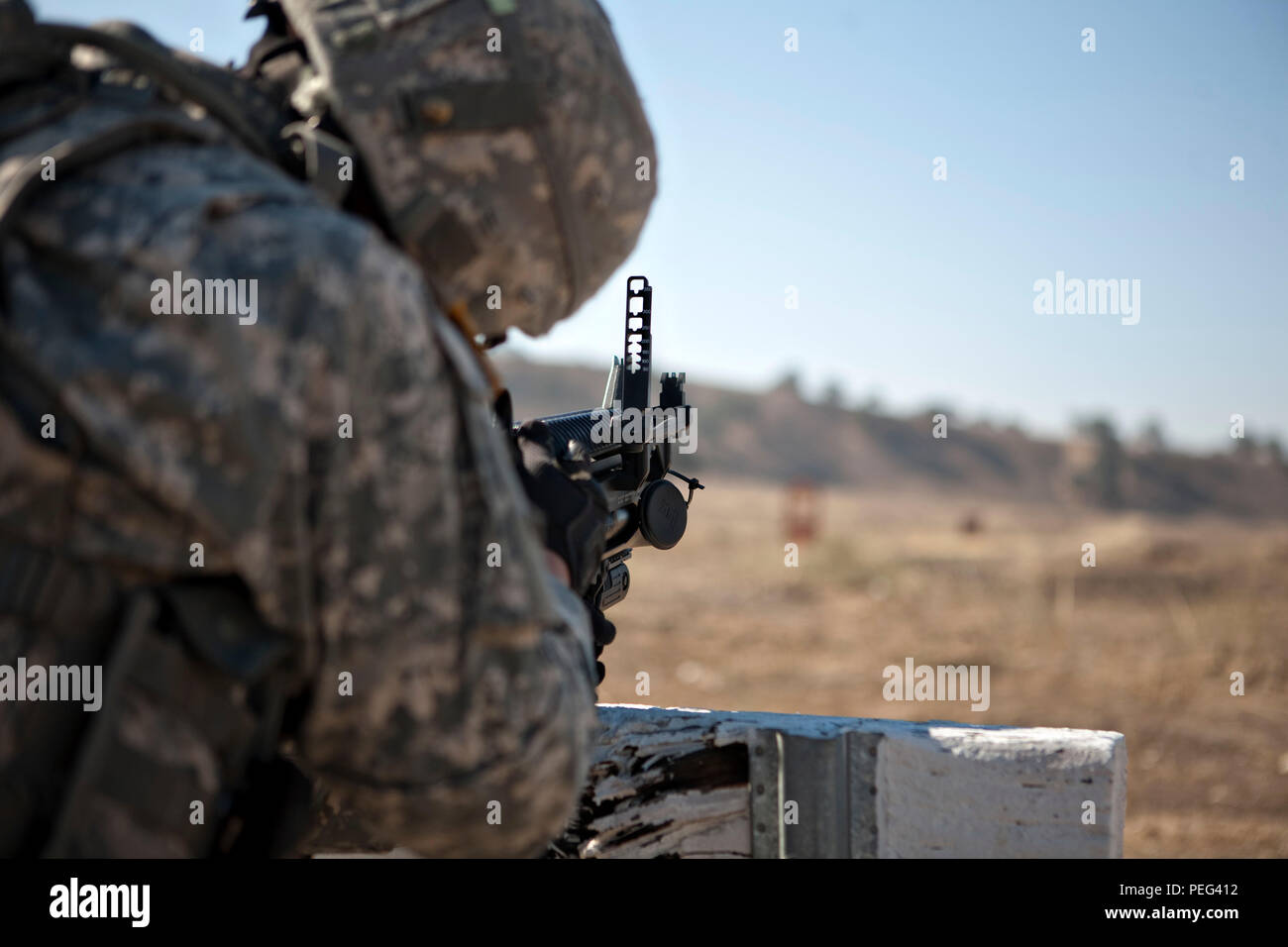 California Army National Guard Soldiers from Headquarters and ...