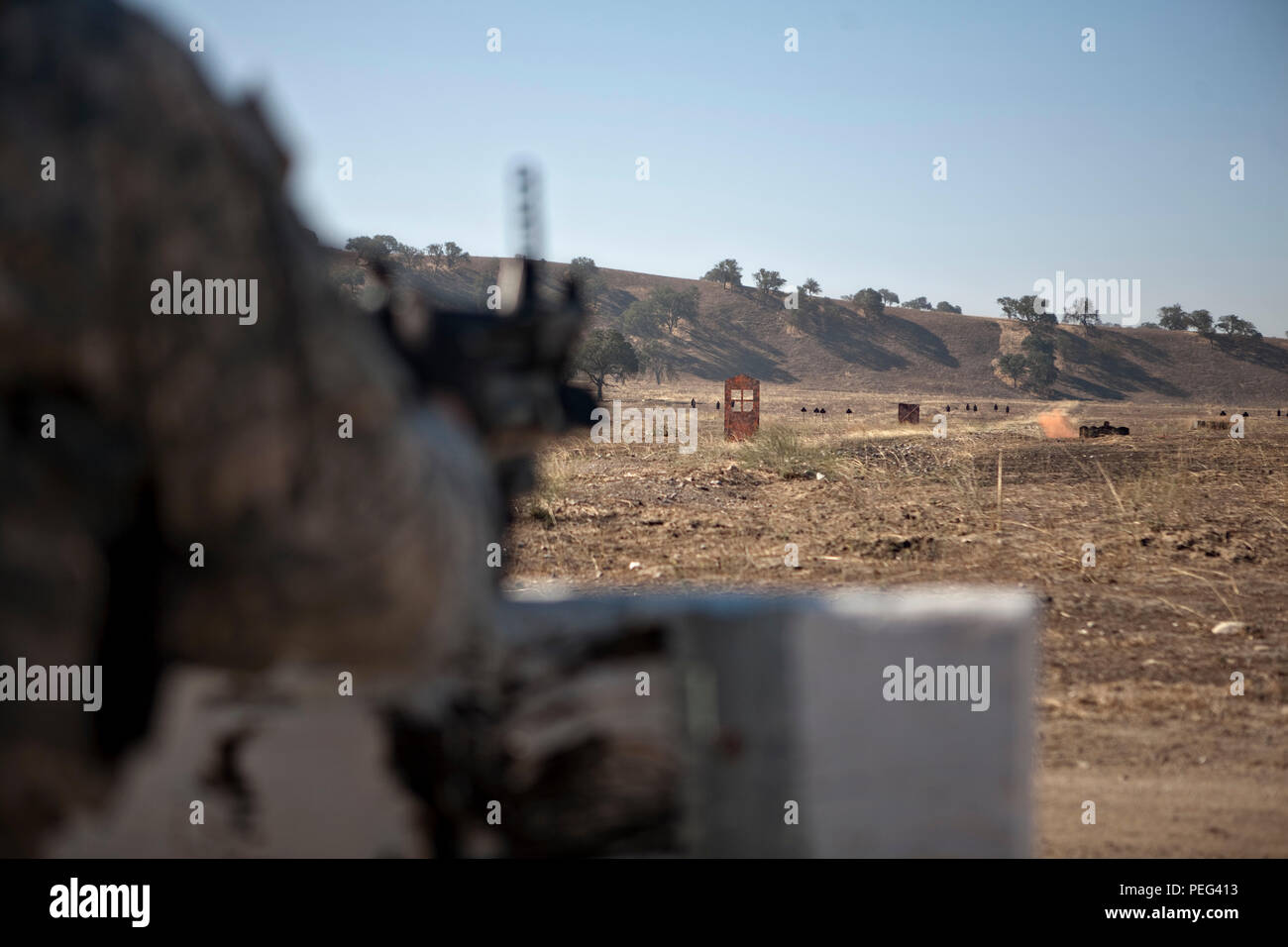 California Army National Guard Soldiers from Headquarters and ...