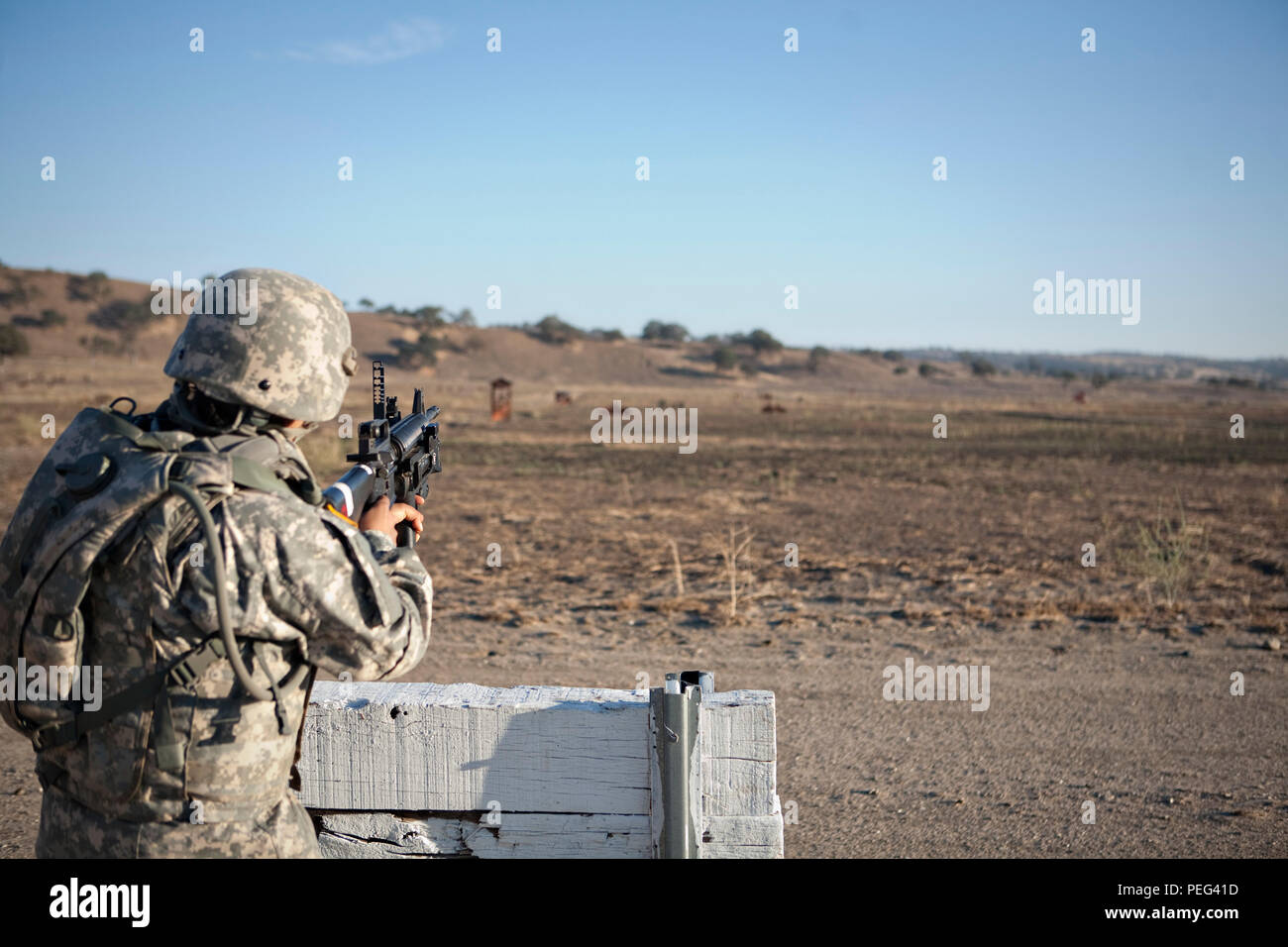 California Army National Guard Soldiers from Headquarters and ...