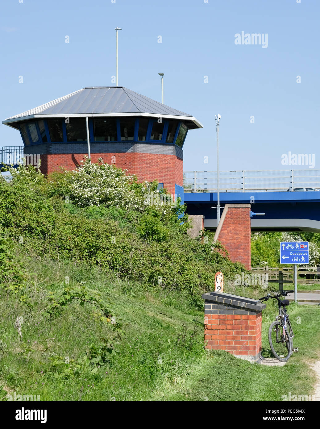 Gloucester road bridge hi-res stock photography and images - Alamy