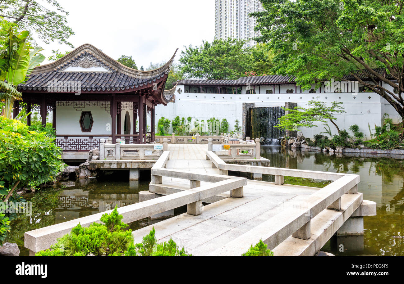 Hong Kong July 03 2018 Kowloon Walled City Park Stock Photo Alamy