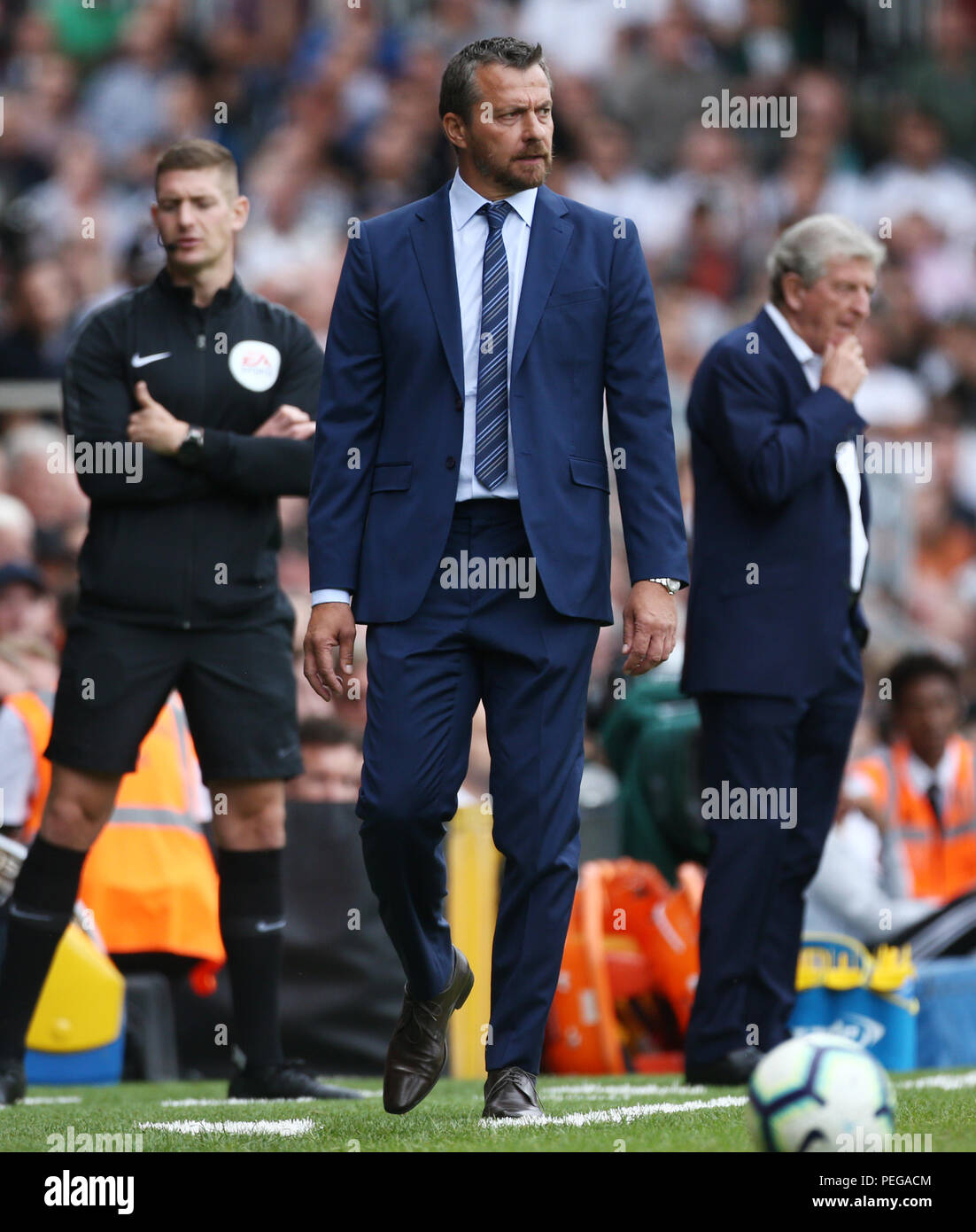 Fulham manager Slavisa Jokanovic (left) and Crystal Palace manager Roy ...