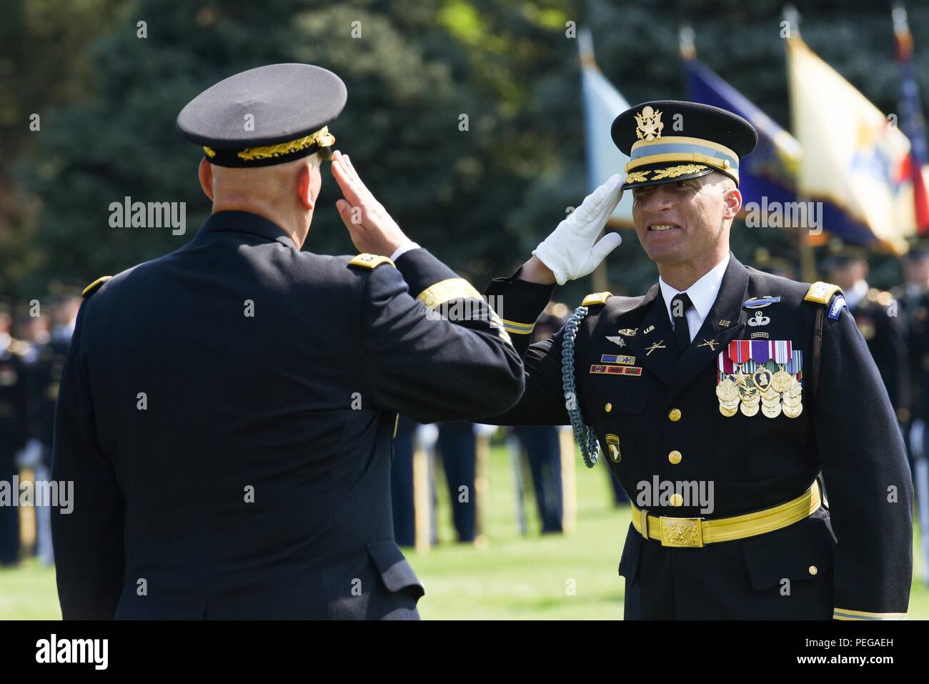 General Raymond T. Odierno, 38th chief of staff of the Army, retires in ...