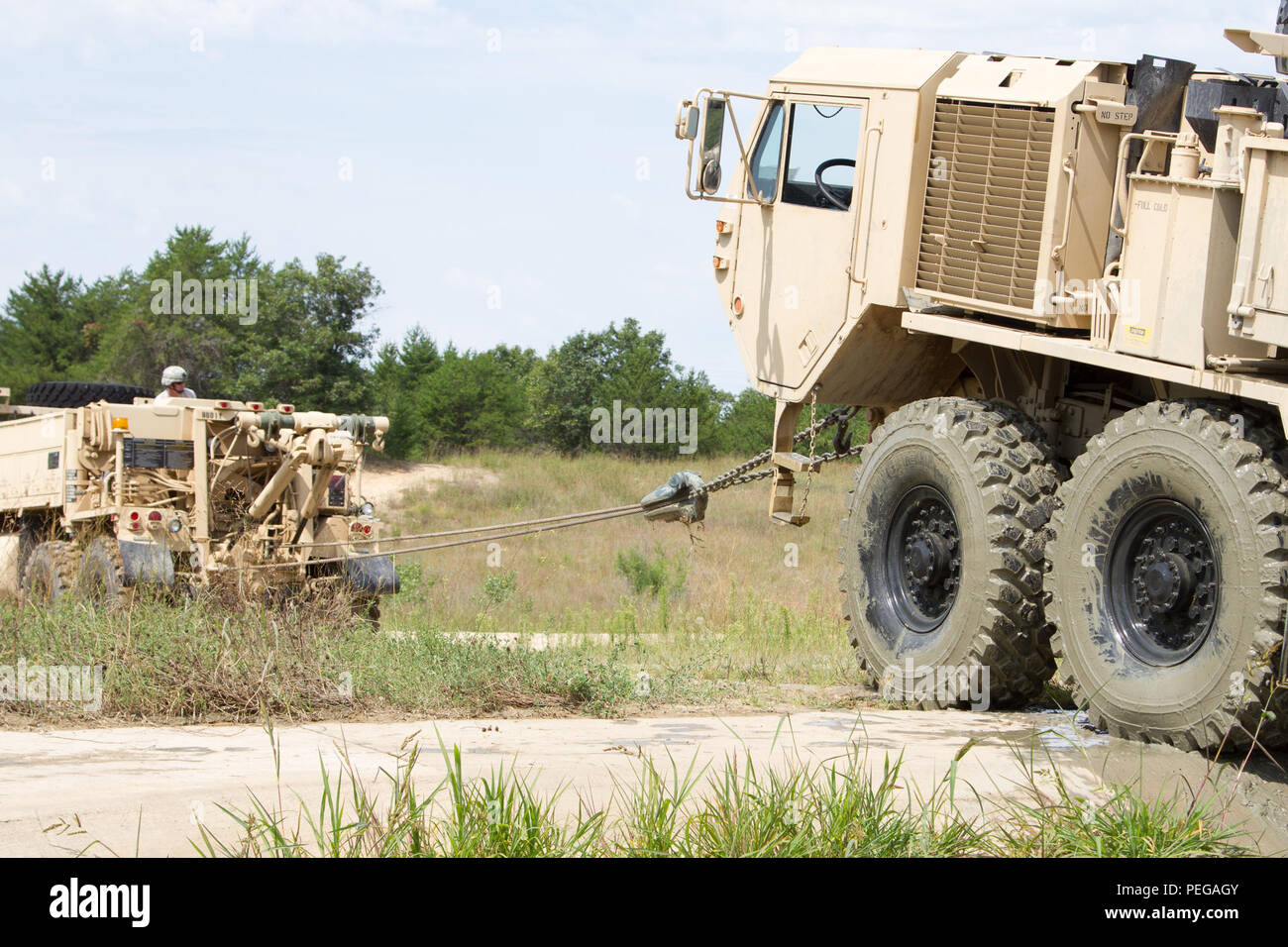 Soldiers from the 391st Forward Support Company Maintenance Platoon and ...