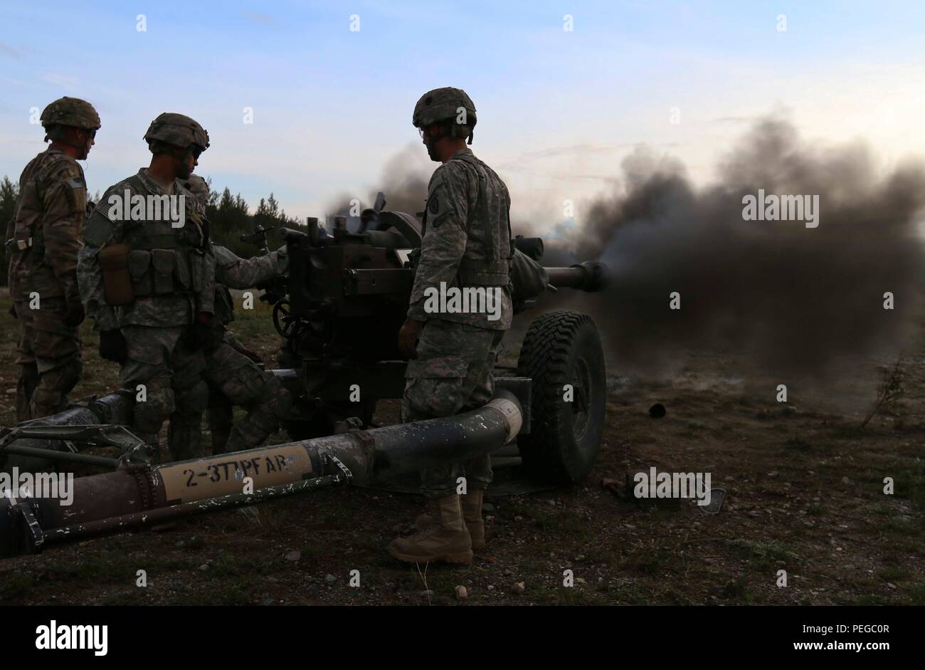 M119 105 mm howitzer hi-res stock photography and images - Alamy
