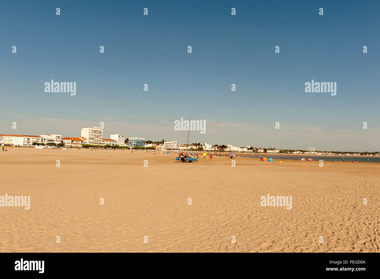 People enjoying summer at the main beach "Grande Plage" at Royan ...