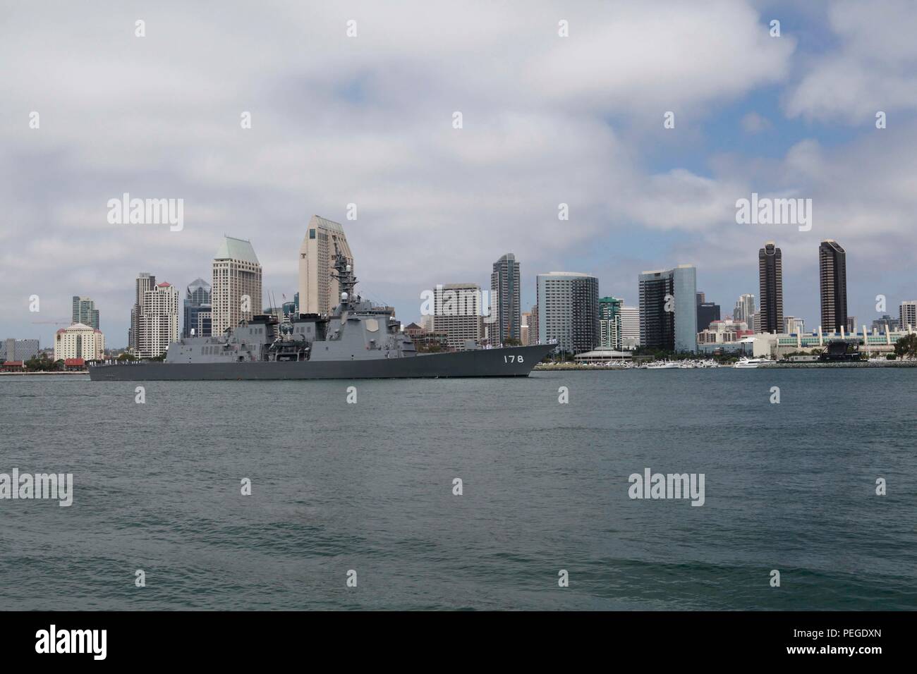 150817-N-MZ309-051 SAN DIEGO (Aug. 17, 2015) Japan Maritime Self ...