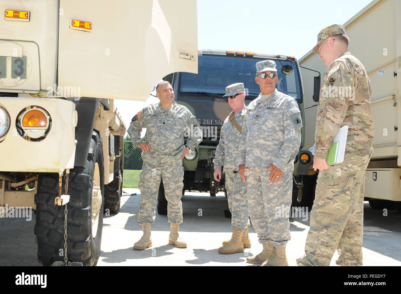 261st theater tactical signal brigade hi-res stock photography and ...