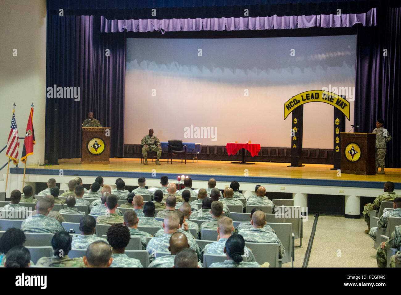 A Command Sergeant Major addresses Soldiers of the 101st Special Troops ...