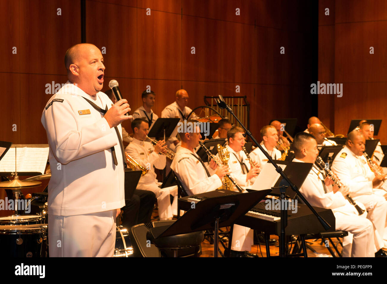 150818-N-NS216-426 KANSAS CITY, Mo. (Aug. 18, 2015) – Musician 1st ...