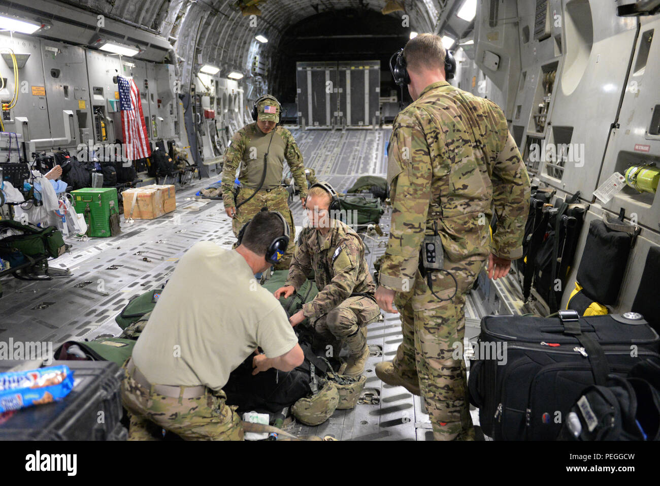 U.S. Airmen assigned to the 455th Expeditionary Aeromedical Evacuation ...