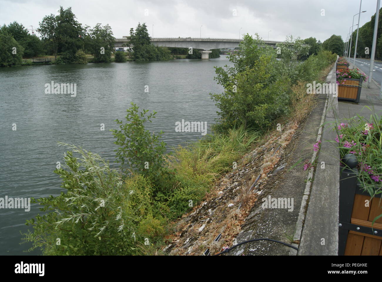 fleuve en france Stock Photo - Alamy